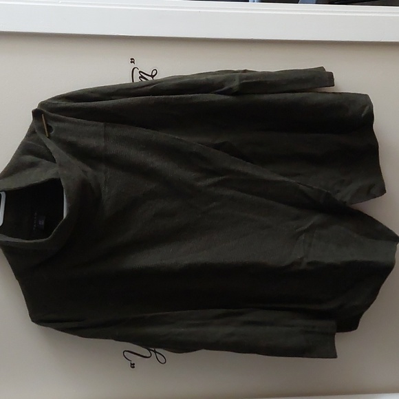 Tahari | Sweaters | Tahari Sweater 5 Merino | Poshmark